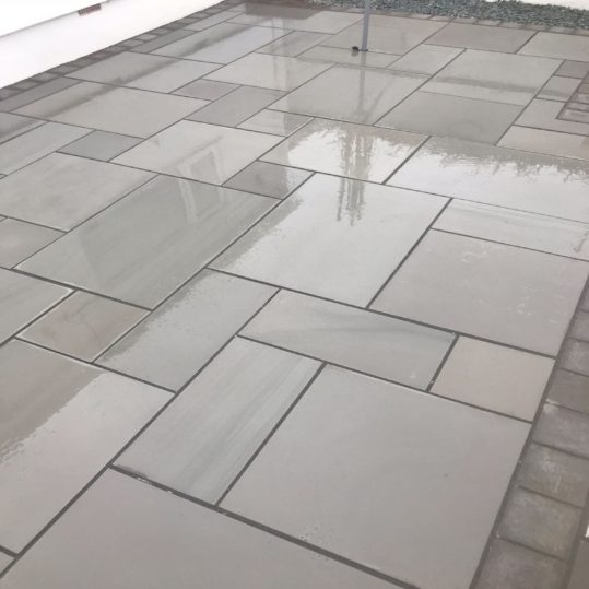 Grey Smooth - Sample - Lesta Paving