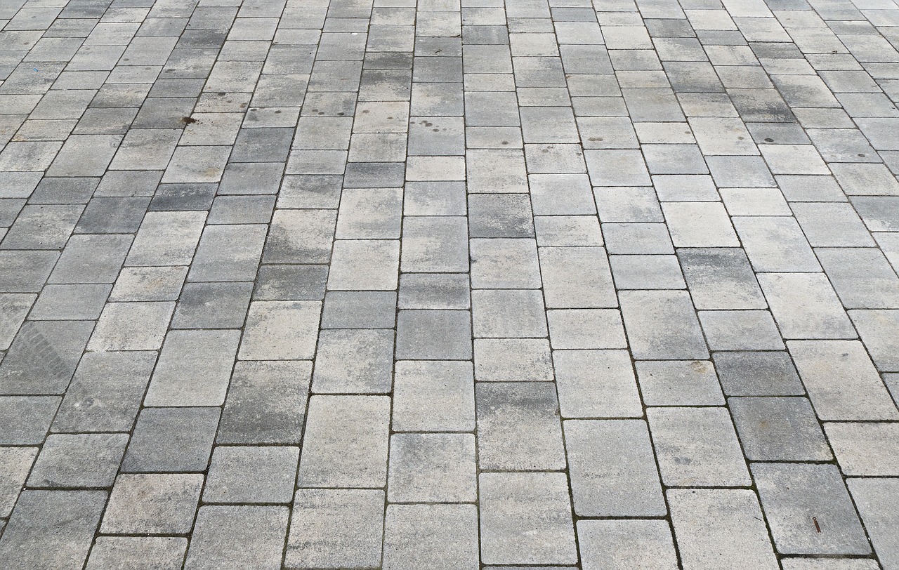 Lesta Paving